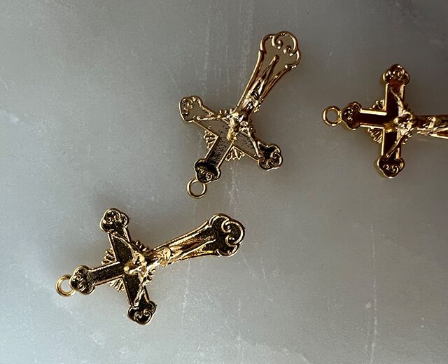 Cross Pendant Jewellery - TE Online Jewellery